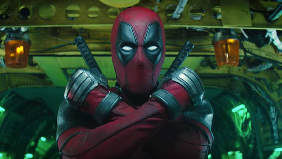 Ryan Reynolds Shares New Deadpool 3 Set Photo Showing His Dirty MCU ...