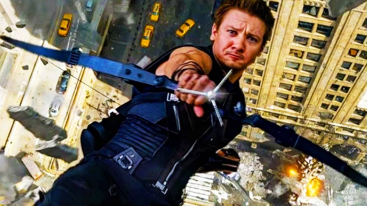 MCU Hawkeye Actor Jeremy Renner Shares Impressive Workout Video 14 ...