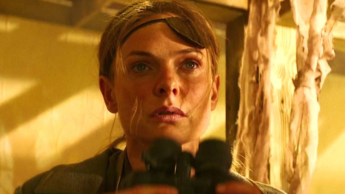 Rebecca Ferguson Reveals “Idiot” Actor Screamed At Her On Set, Dwayne ...