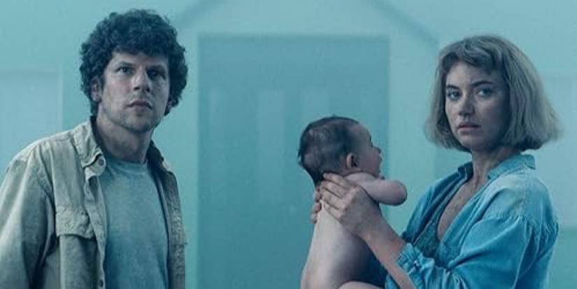 10 Horror Movies That Masterfully Utilize Child Actors