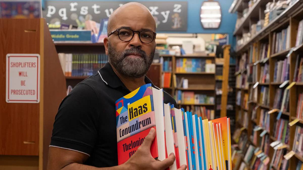 Why Jeffrey Wright's American Fiction Character Is Nicknamed "Monk"