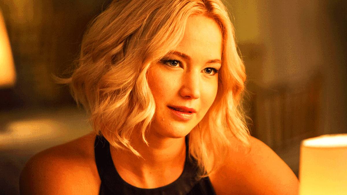 Jennifer Lawrence’s Divisive $303M Sci-Fi Movie Is Now Trending On ...