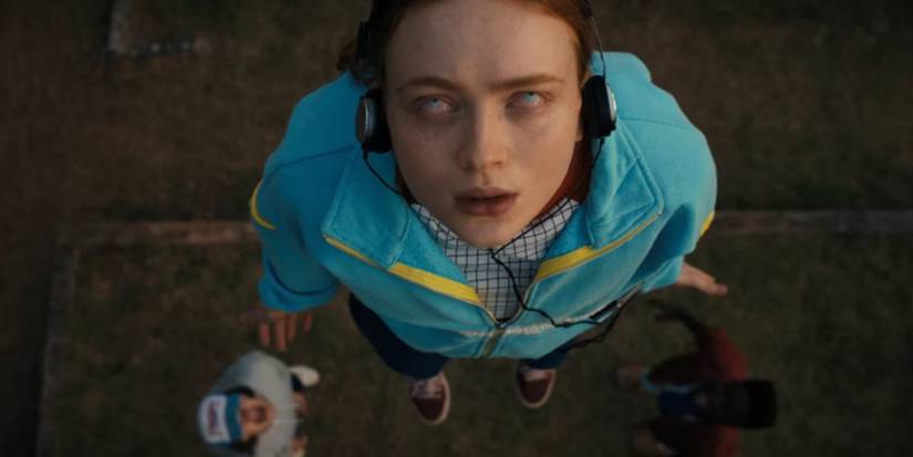 Stranger Things Halloween Display: How They Got Max To Float