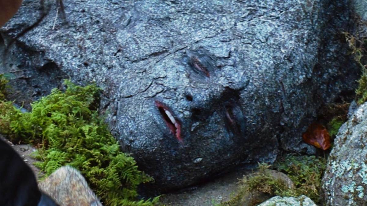 “The Dude’s A Baker!”: Peeta’s Infamous Hunger Games Camouflage ...