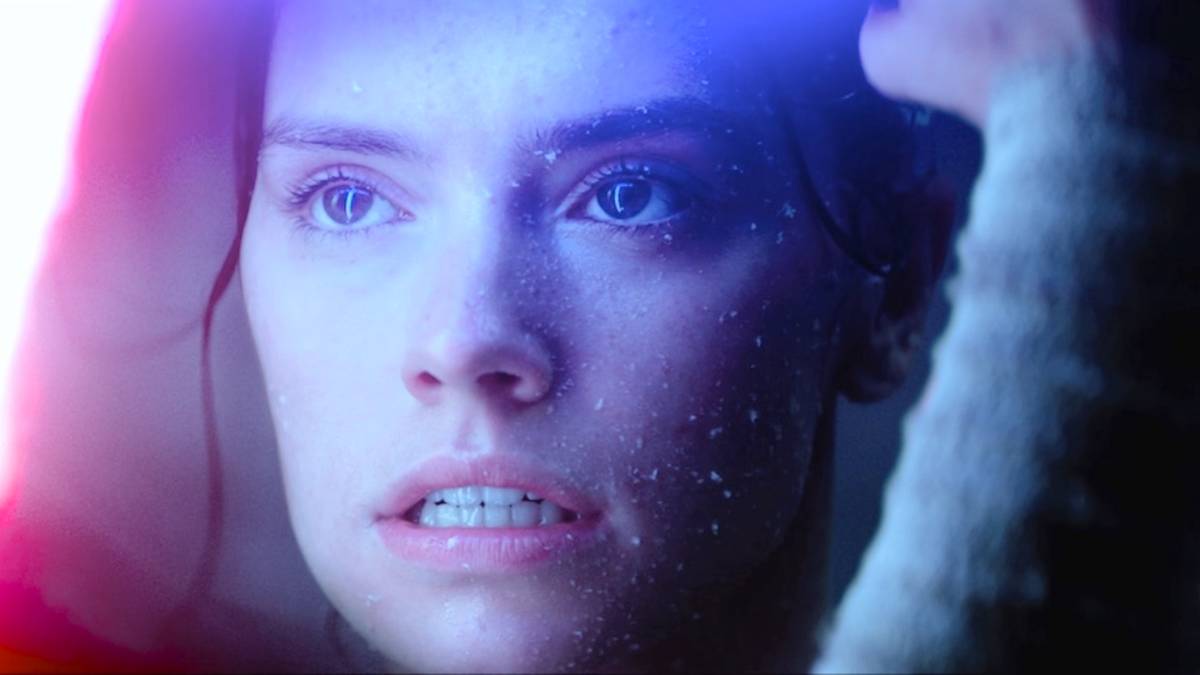 Star Wars: The Force Awakens Secretly Introduced Time Travel