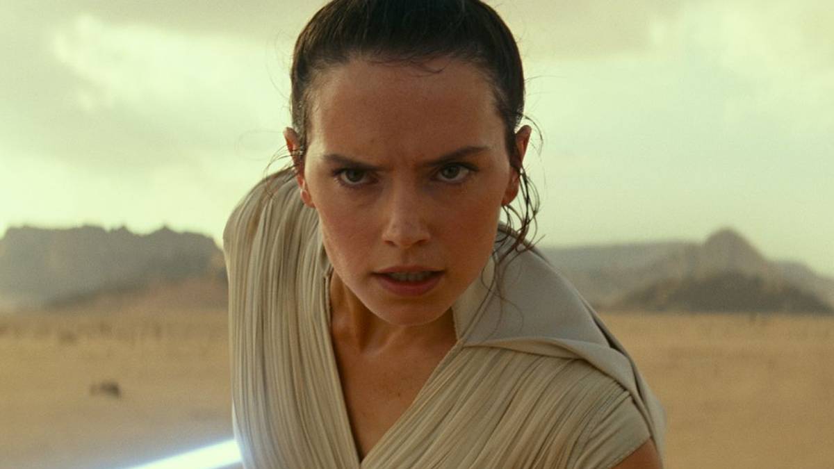 Daisy Ridley's 10 Best Moments As Rey In Star Wars, Ranked Worst To Best