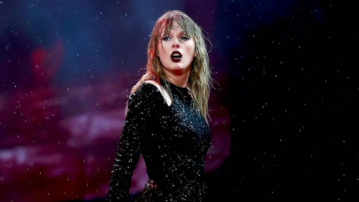 I'm Convinced Taylor Swift Is About To Announce Her Next Album BEFORE ...