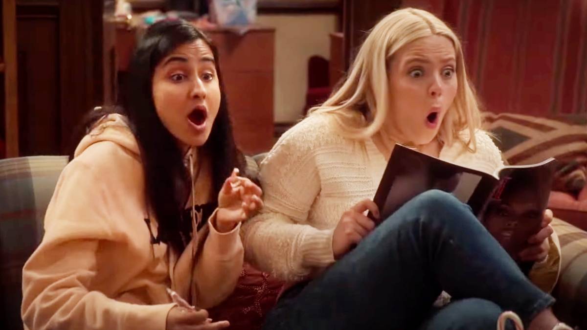 Sex Lives Of College Girls Photos & Video Show Cast Prepping For Season ...