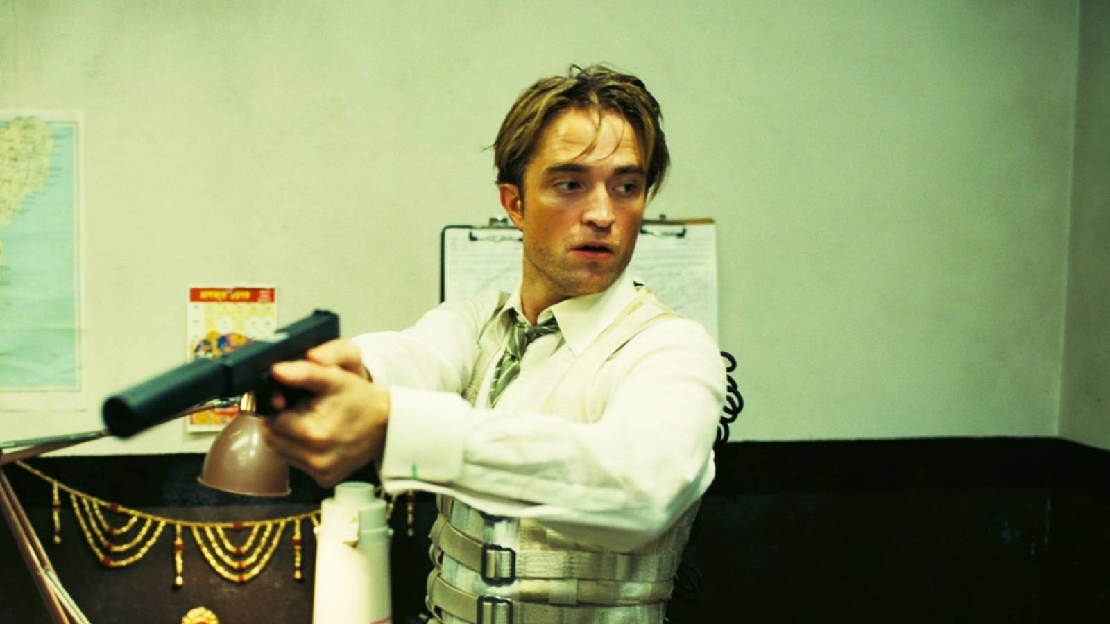 Christopher Nolan Explains Tenet In Illuminating Video