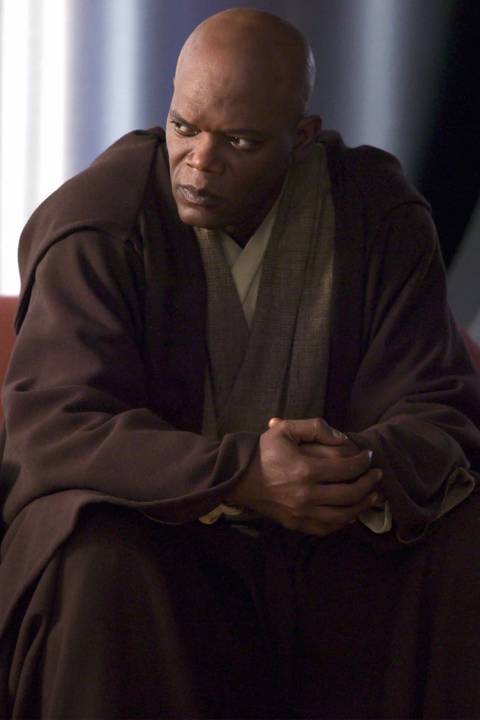 I Can't Believe What Mace Windu's Original Lightsaber Color Was (& I'm ...