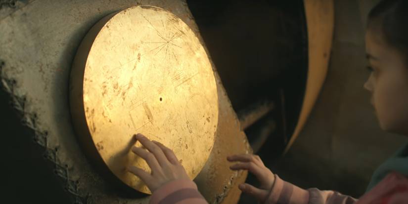 The Signal's Golden Record Explained: The True Story Of The Voyager's ...