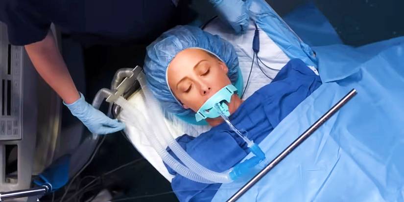 Teddy's Fate In Grey's Anatomy Season 20 Confirmed After Cliffhanger ...