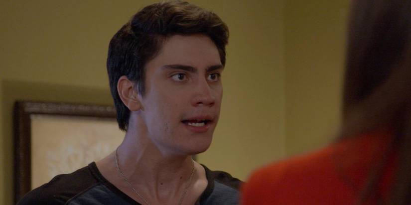 The 10 Best Iván Amozurrutia Movies & TV Shows Ranked