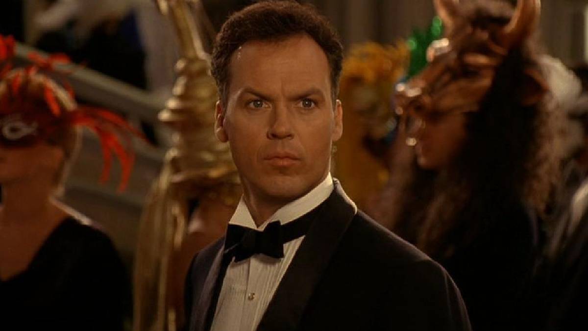 10 Perfect Batman Scenes The DC Universe Needs To Copy