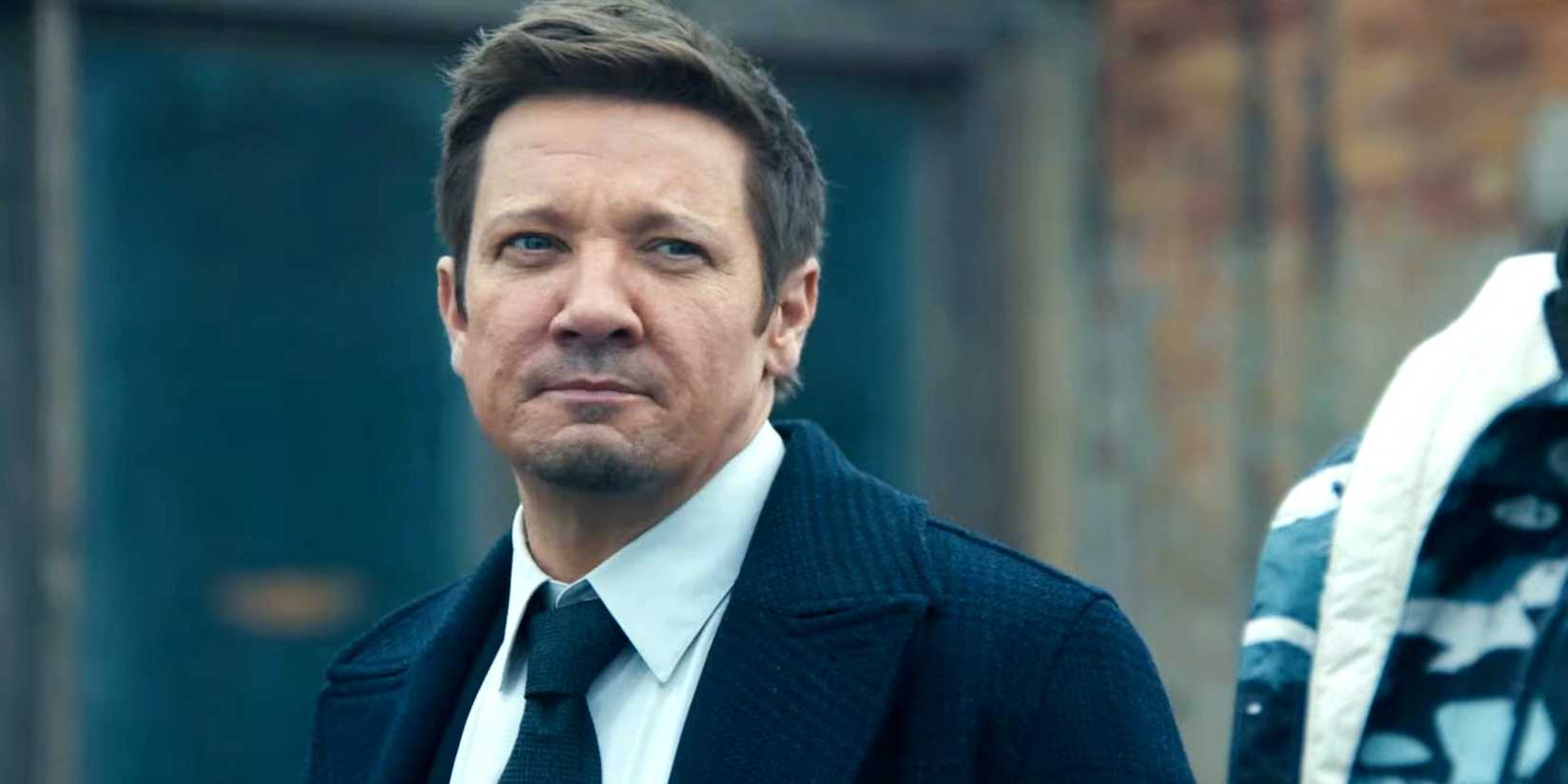 Chris Hemsworth & RDJ Celebrate Jeremy Renner's Recovery From Near ...