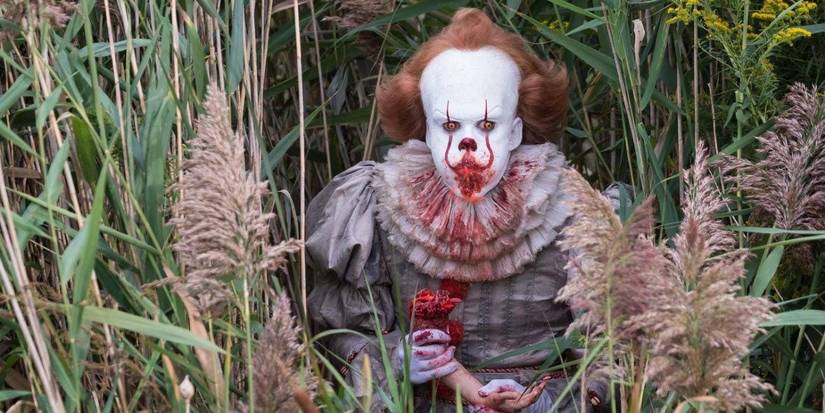 Pennywise Gets A Creepy Gender-Swapped Cosplay That Shows A New Take On ...