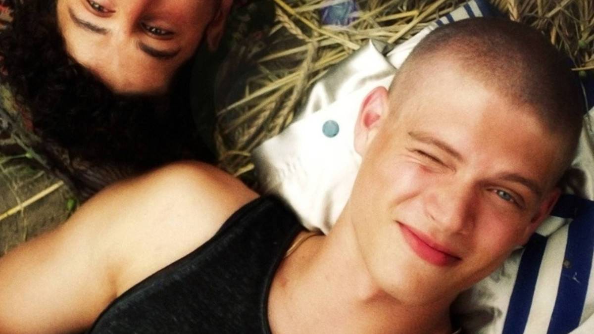 just friends Summary, Trailer, Cast, Where to Watch and More