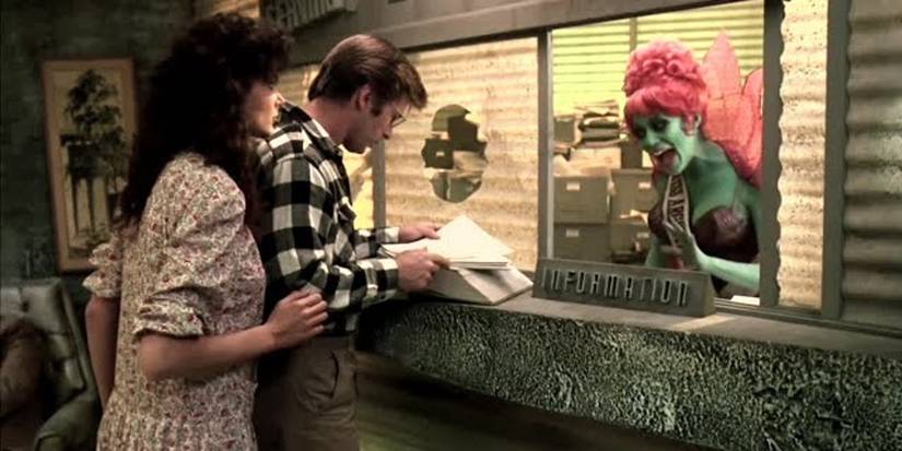 Beetlejuice 2 Subtly Retcons A Major Dead Character Detail From Tim ...