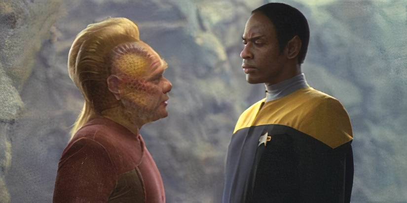 This Tuvok Moment In Star Trek: Voyager Always Brings A Tear To My Eye