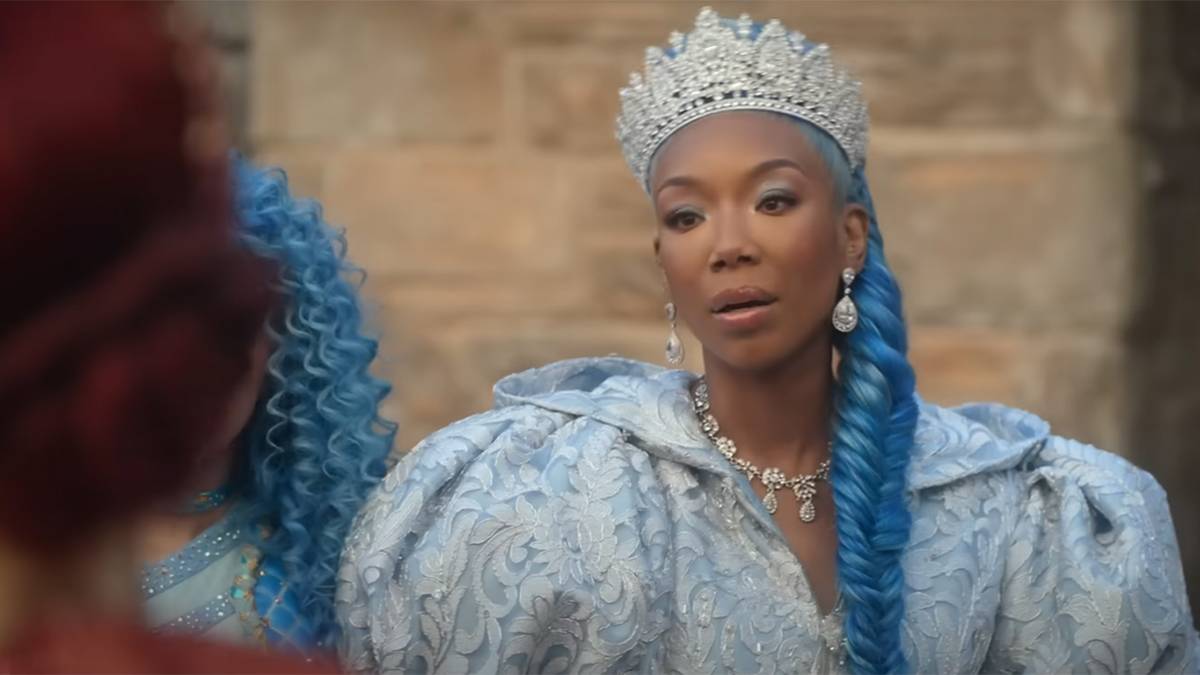 Descendants: The Rise Of Red's Cinderella Casting Is A Genius Move By ...