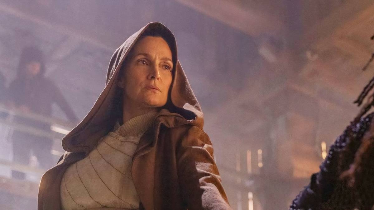 Carrie-Anne Moss Reveals How Star Wars' New "Force-Fu" Fighting Works