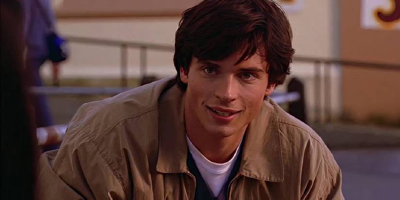 Tom Welling Weighs In On Superman "Trunks Or No Trunks" Costume Debate ...