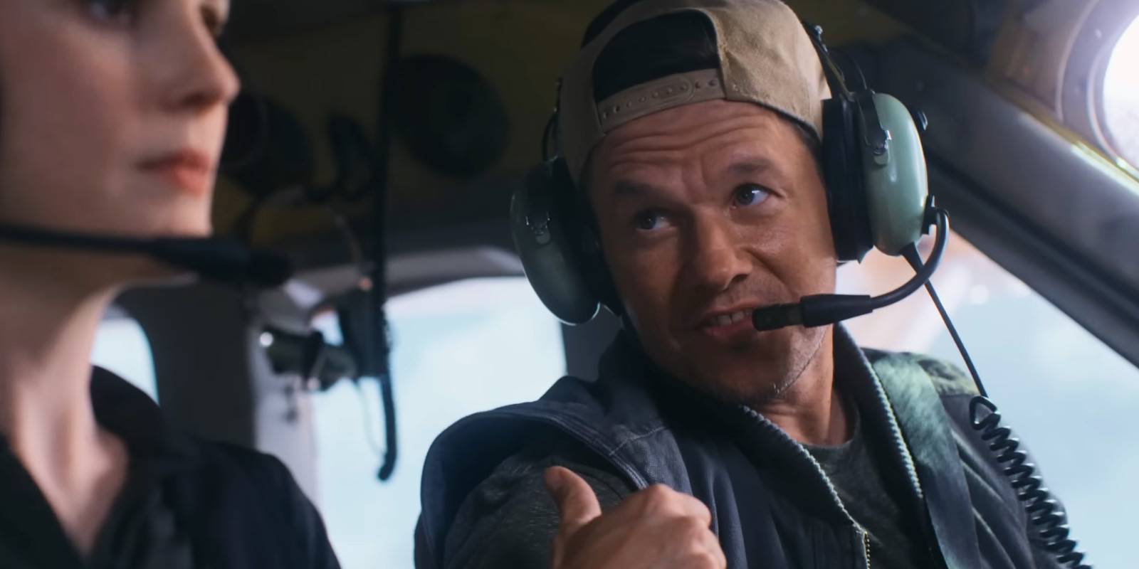 Flight Risk Trailer: Mark Wahlberg's Wild Make-Over Revealed In Mel ...