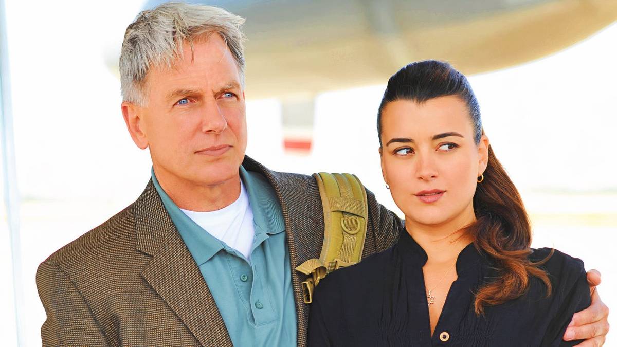 NCIS’ Mark Harmon Chided Co-Star For Being Ill, Cote De Pablo Reveals ...
