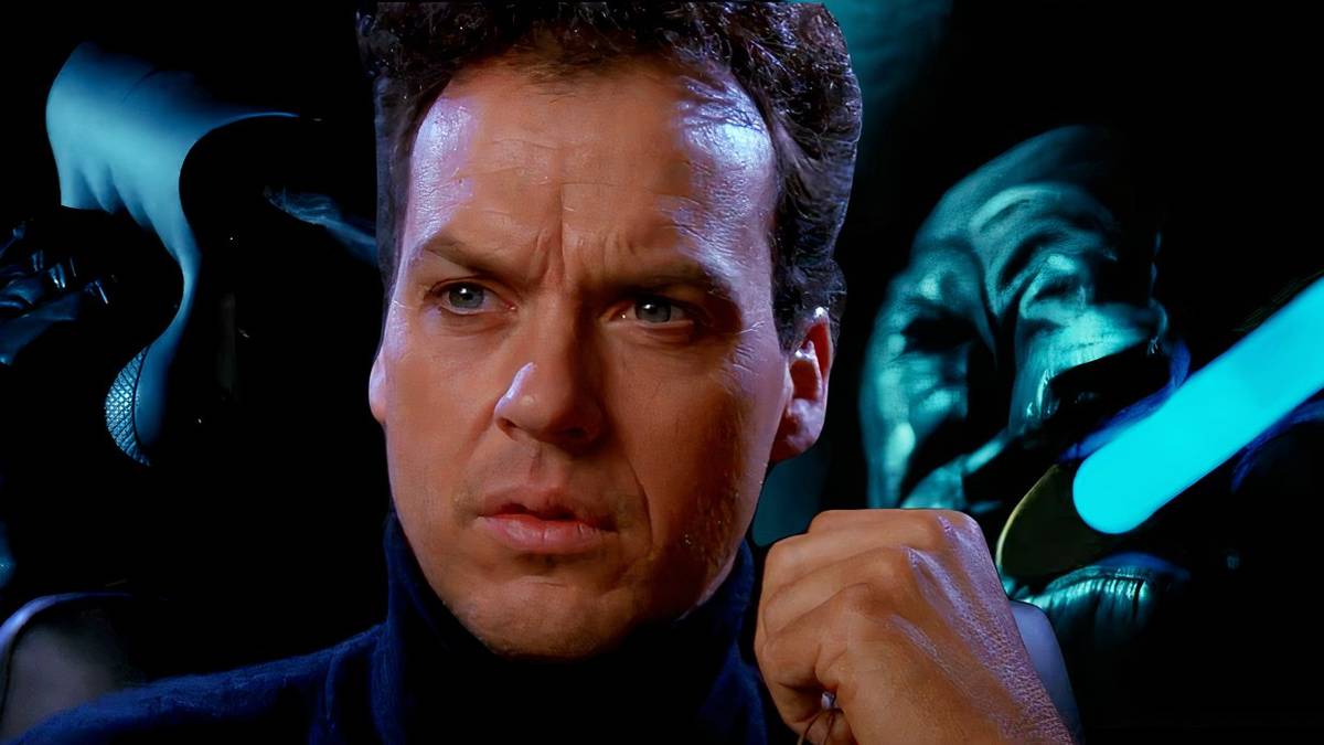 10 Best Batman Gadgets In Michael Keaton's Movies