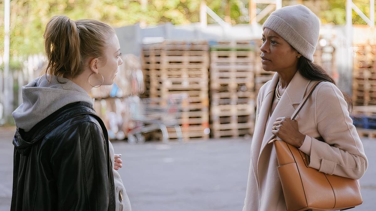 The Wasp Review: This Dark, Jaw-Dropping Psychological Thriller Is The ...