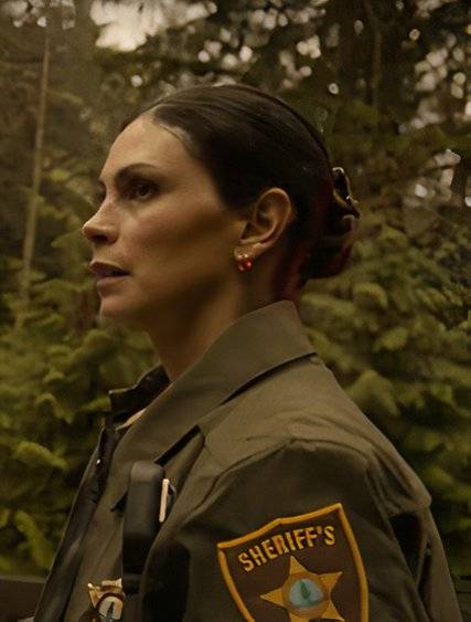Sheriff Country Trailer Reveals Morena Baccarin Leading The First Fire ...