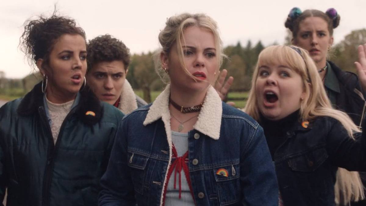 10 British Comedy Shows That Deserve U.S. Remakes