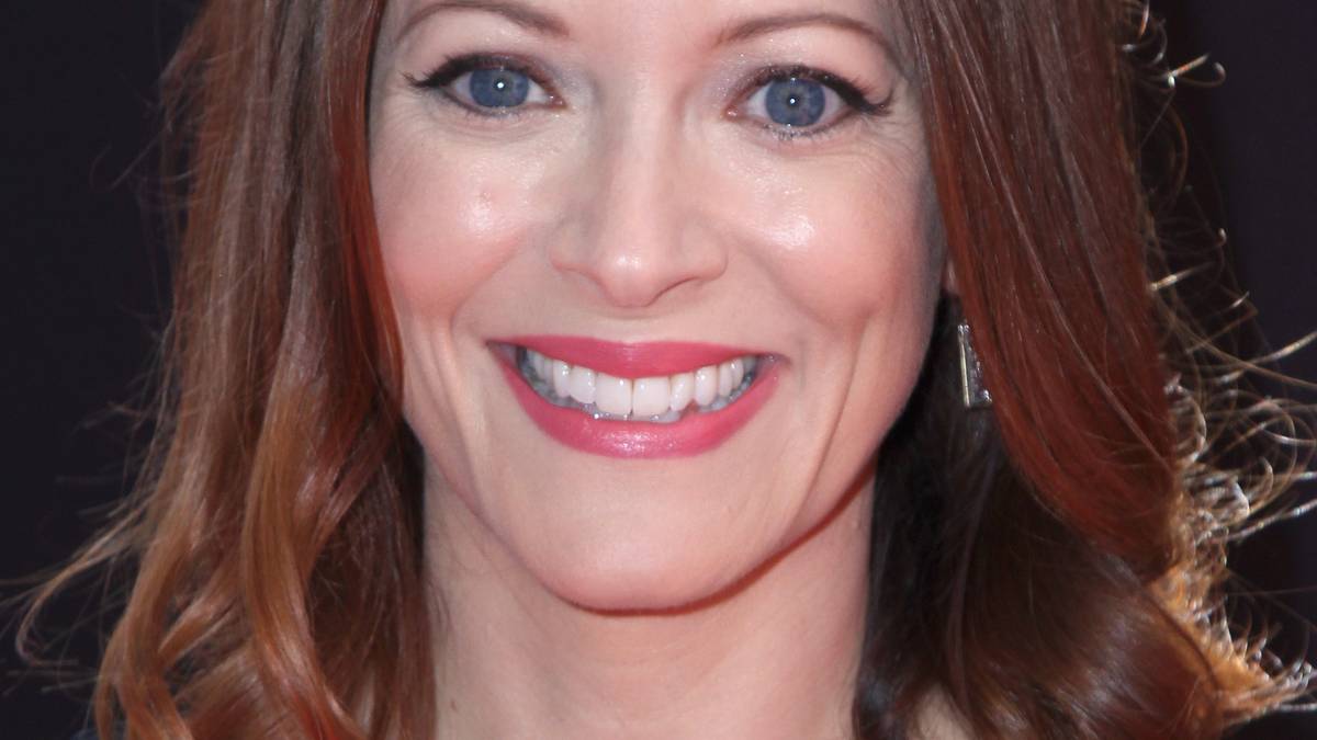 Elizabeth Bogush | ScreenRant