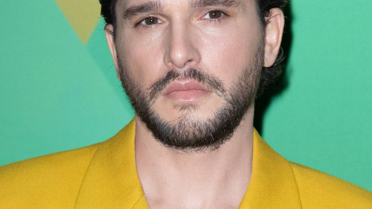 Kit Harington - Biography | ScreenRant