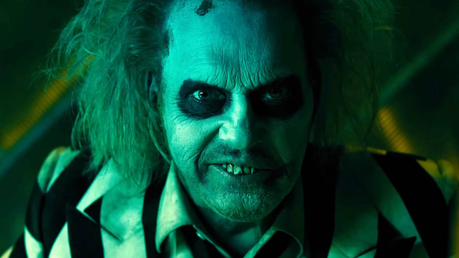 Beeltejuice Beetlejuice Images Reveal 2 New Waiting Room Ghosts