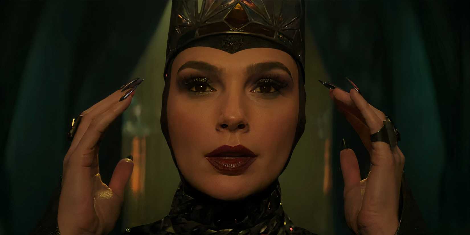 Gal Gadot’s Evil Queen Towers Over Snow White In New Image From Rachel Zegler’s Live-Action Remake