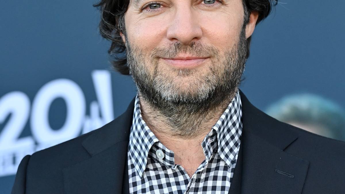 Danny Strong | ScreenRant