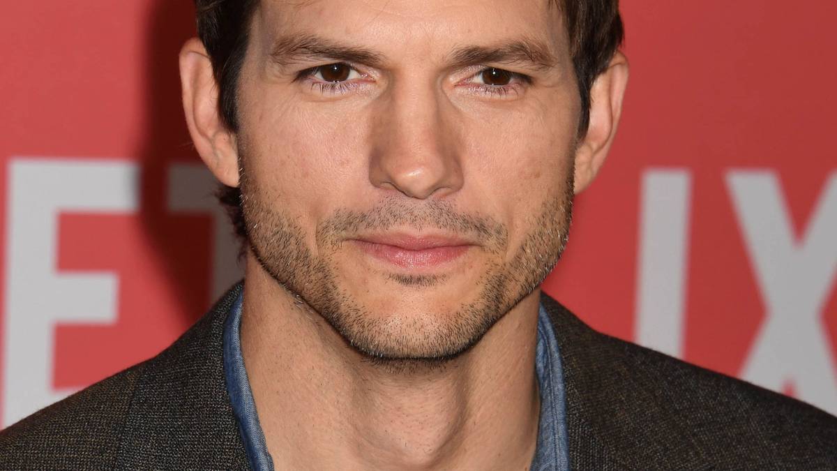 Ashton Kutcher | ScreenRant