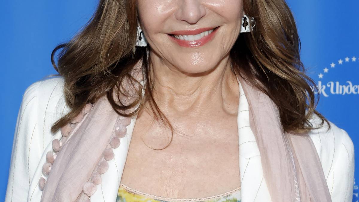 Mary Steenburgen | ScreenRant