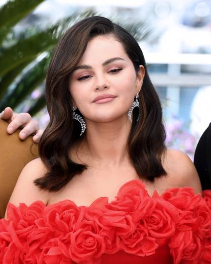 Selena Gomez Reveals What Disney Channel Spinoff Pilots She Was In That ...