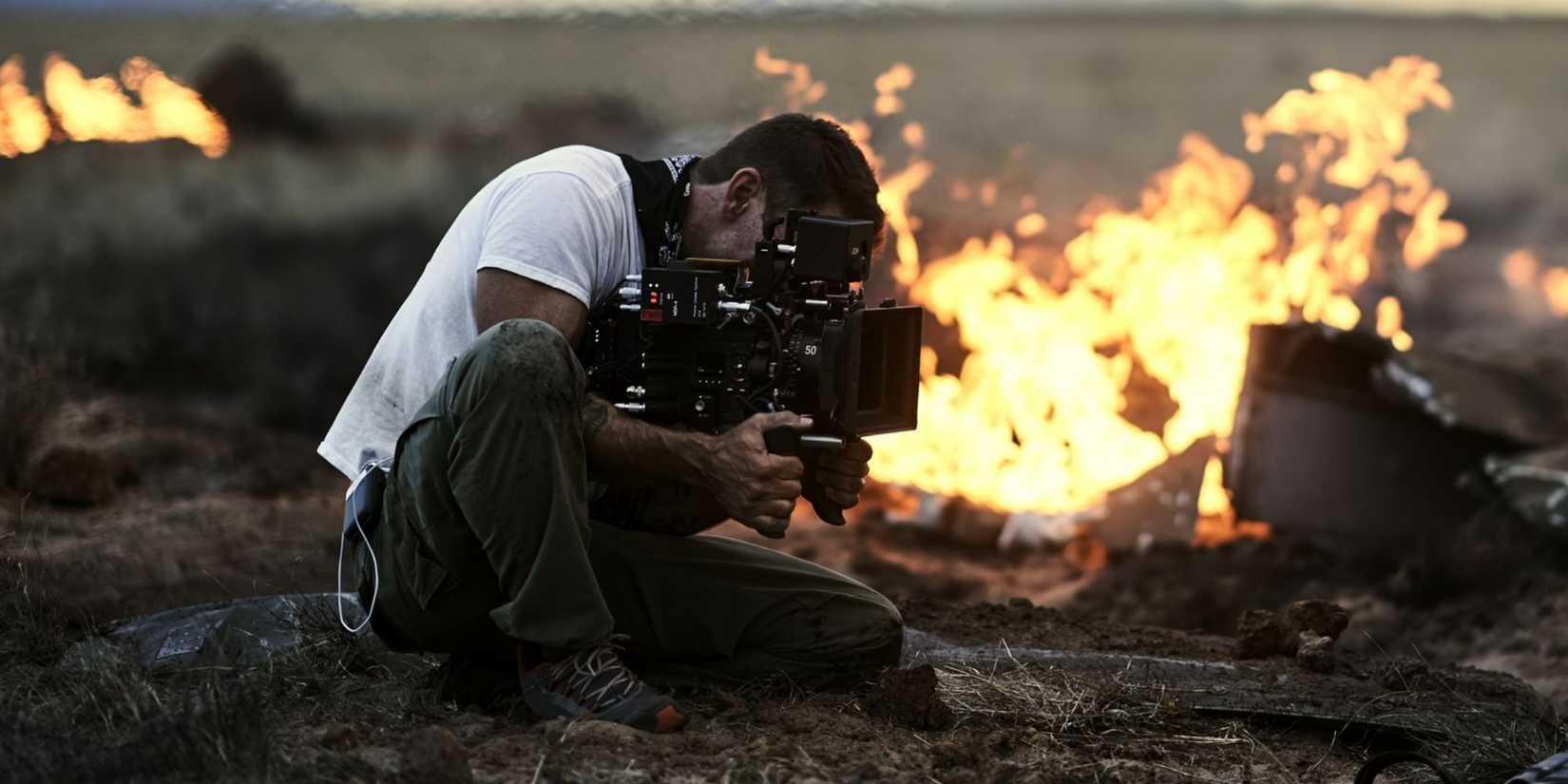 Zack Snyder’s Next Movie Tease Is What The Director Needs After Failed ...