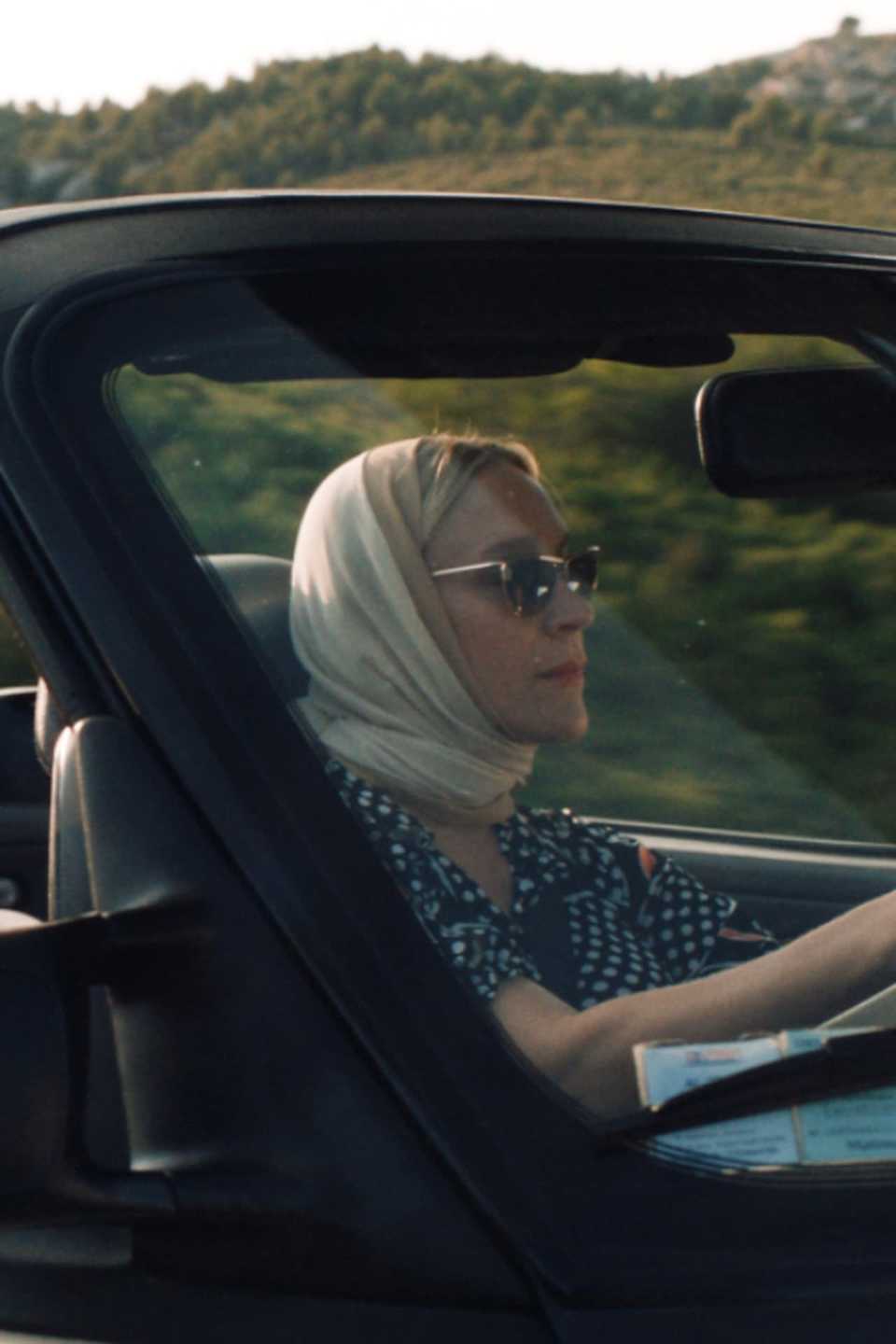 Bonjour Tristesse Review: This Understated French Remake Is A ...