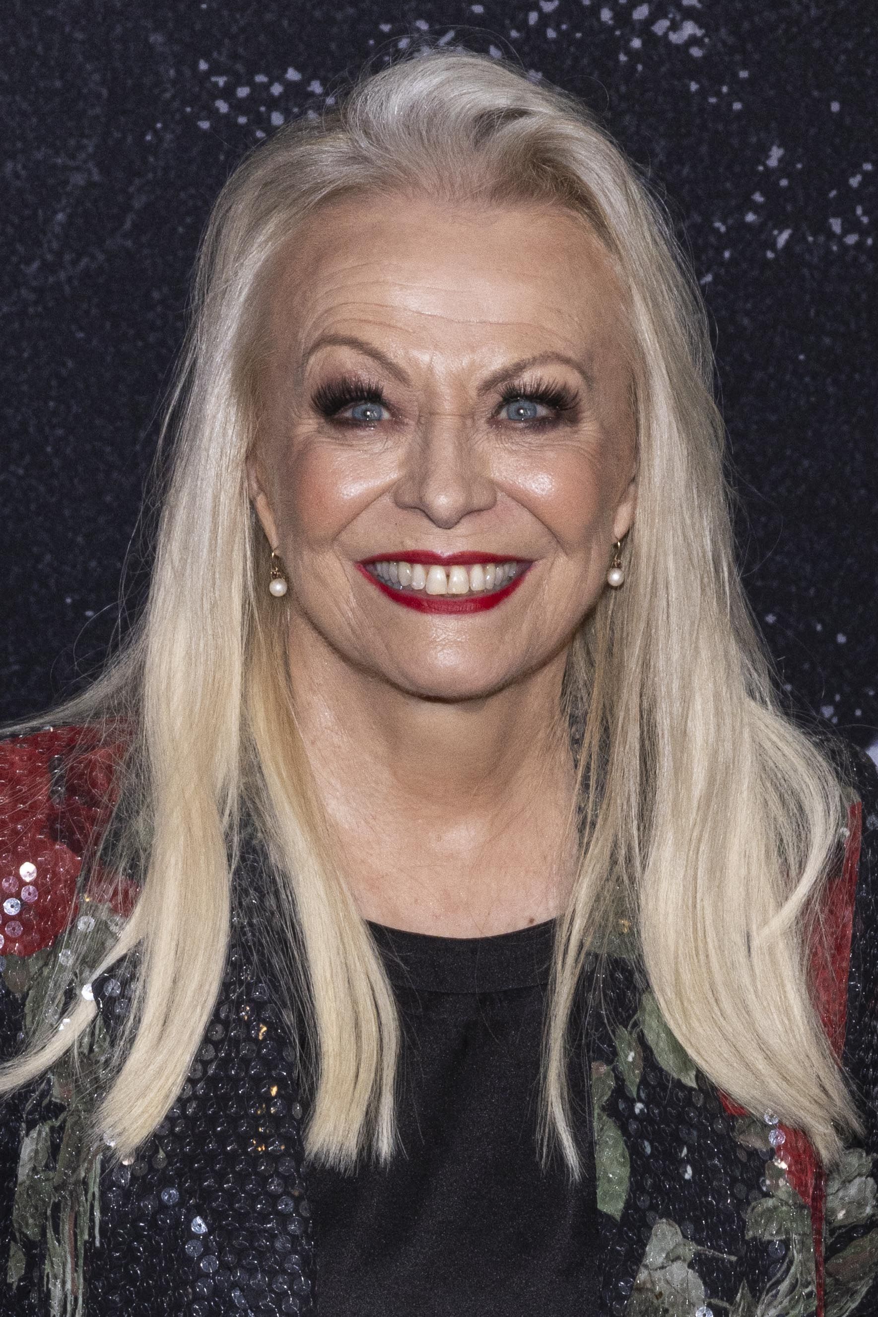 Bloom Summary, Trailer, Season List, Cast, Where to Watch and More