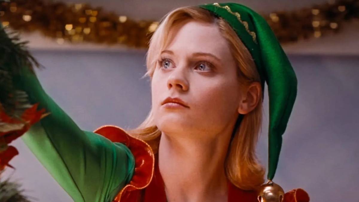 Yes, Zooey Deschanel Really Is Singing In Elf (But The "Baby It's Cold ...