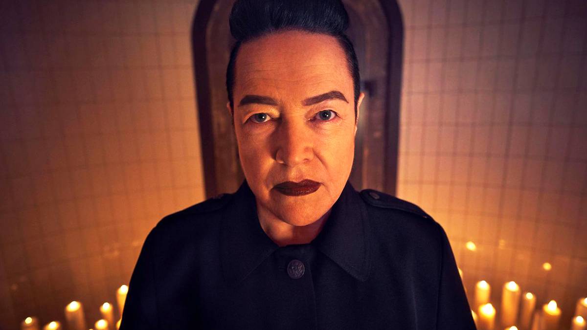 3 Years Later, I’m Surprisingly Glad Kathy Bates Was Replaced In ...