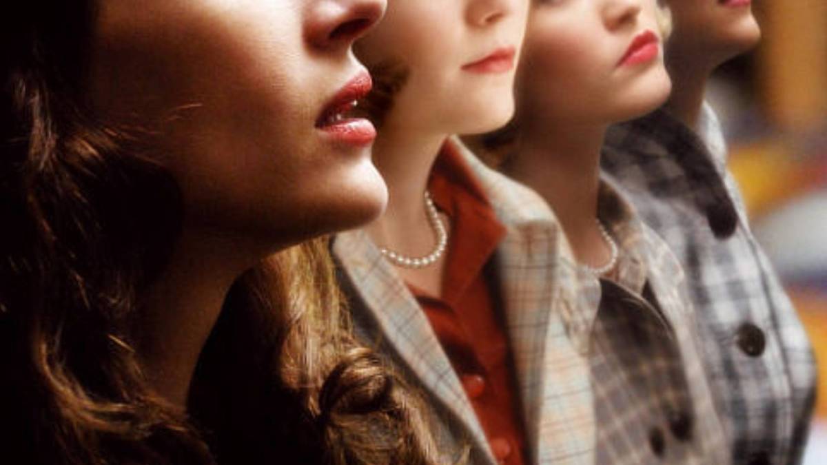 Mona Lisa Smile Summary, Trailer, Cast, Where to Watch and More