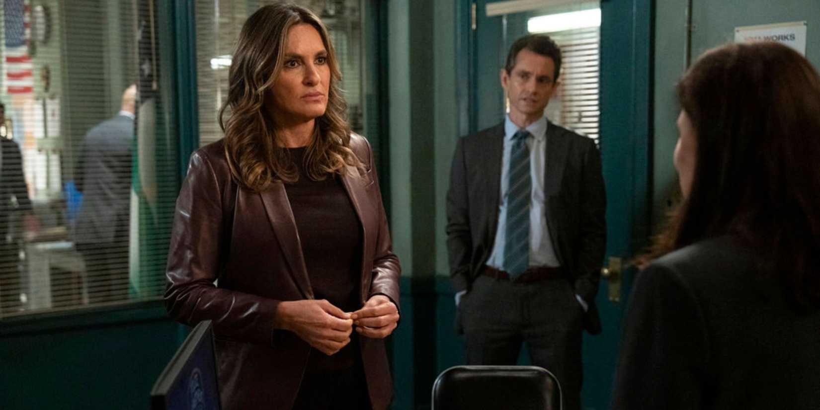 Benson's Law & Order Season 24 Reunion With SVU's Divisive DA Failed To ...