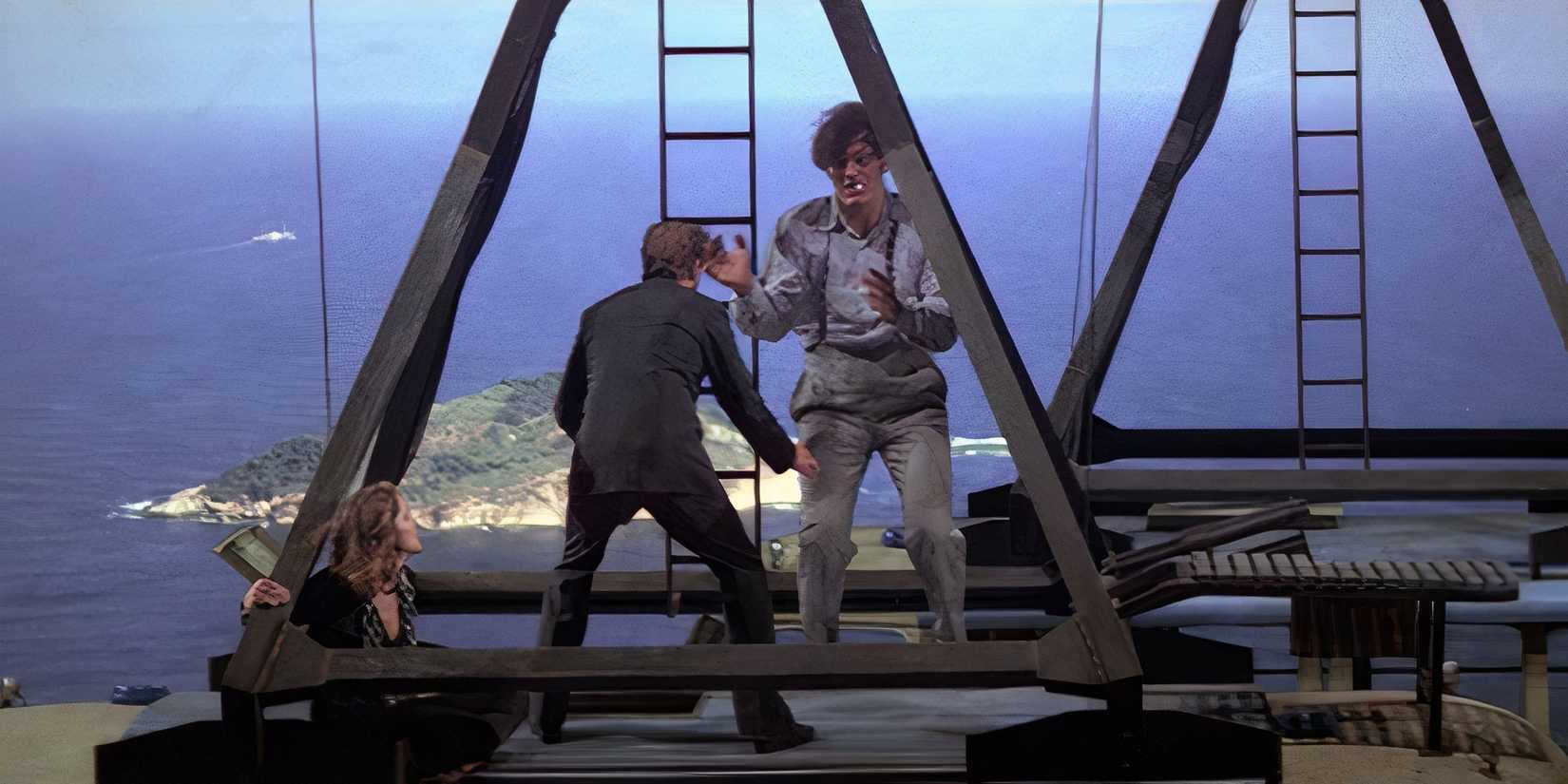 10 Greatest James Bond Stunts Of All Time, Ranked