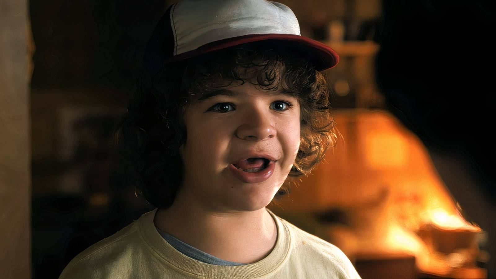 Stranger Things’ Dustin Actor Opens Up About Bullying Storyline Based ...