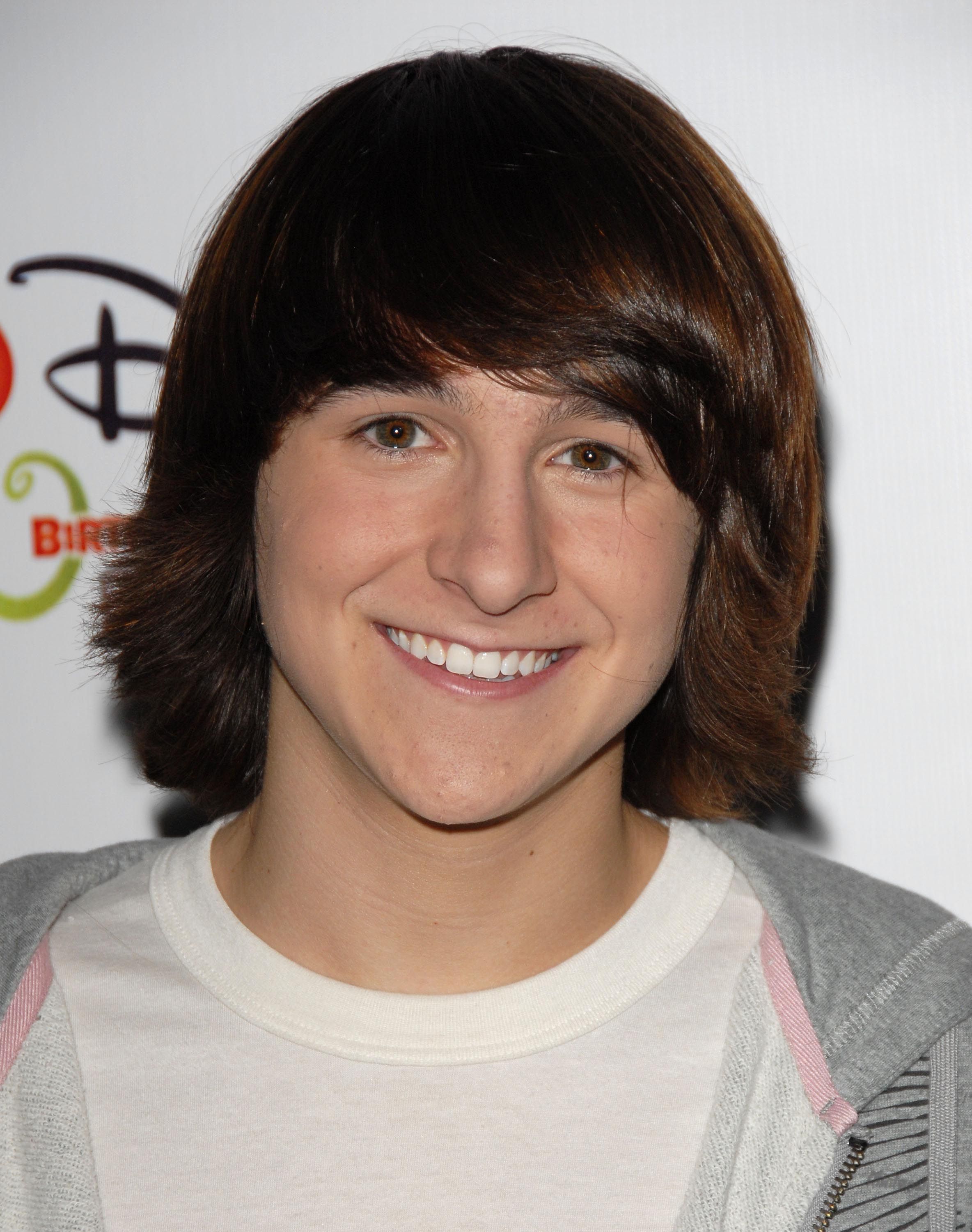 Pair of Kings Summary, Trailer, Season List, Cast, Where to Watch and More